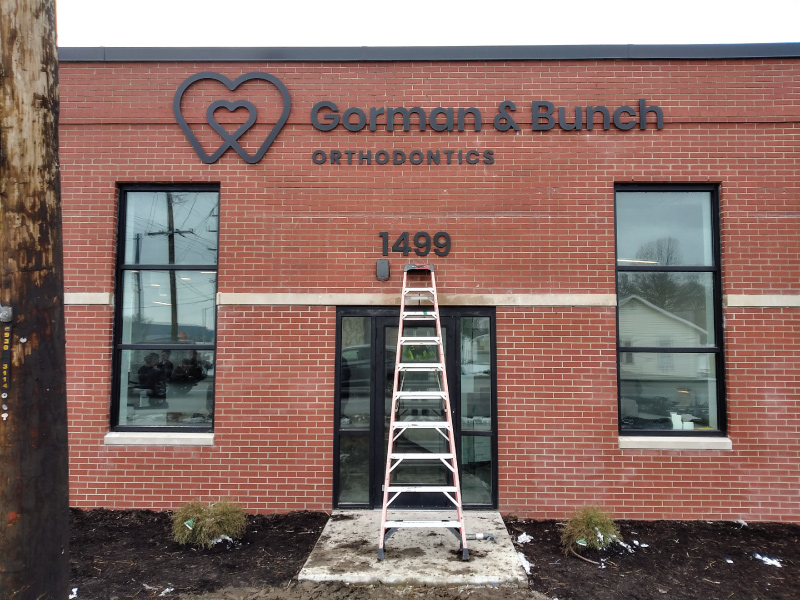 Sign Portfolio | Electric Signs & Vehicle Wraps Gallery | Clifford ...